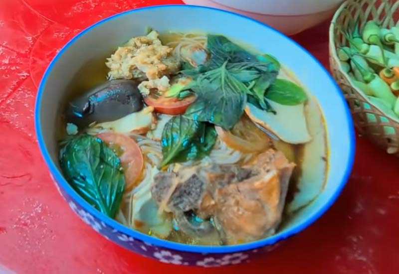 Bún Riêu Bà Nùng ở 1 Đường Nguyễn Du, TT. Dương Đông, Phú Quốc, Kiên Giang